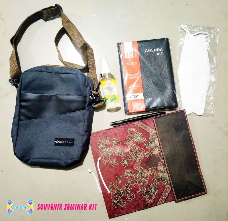 Souvenir Seminar Kit