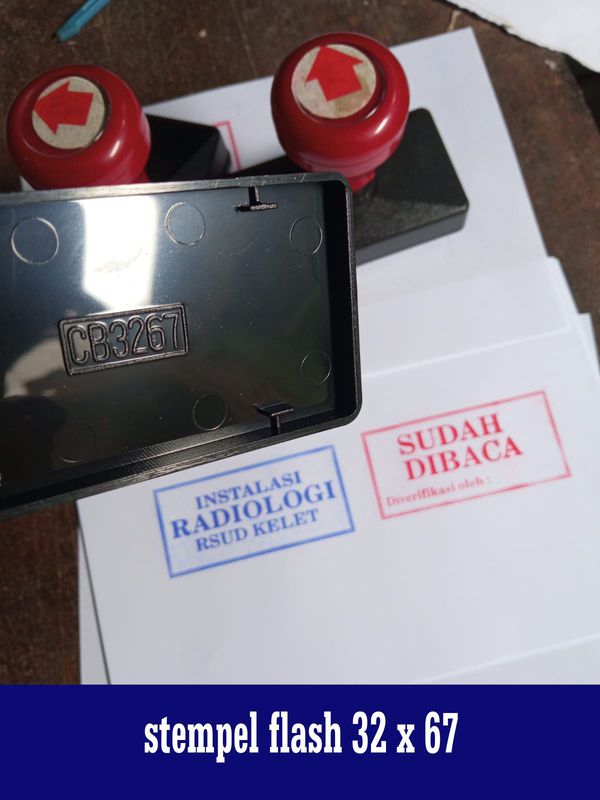 STEMPEL kotak 32 X 67 mm
