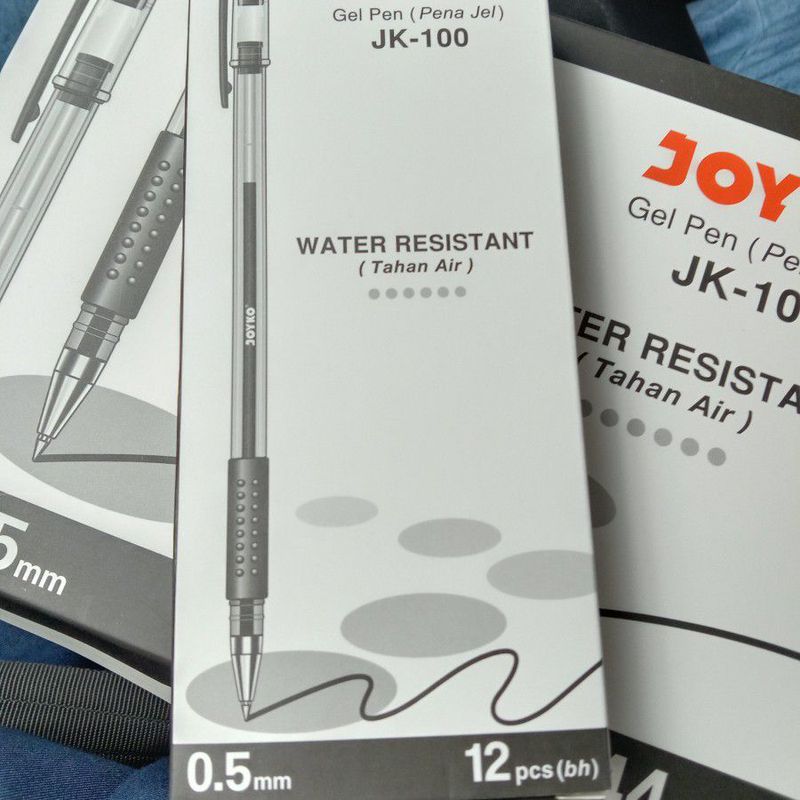 Pulpen Joyco Gel 0,5 Warna Hitam dan Biru