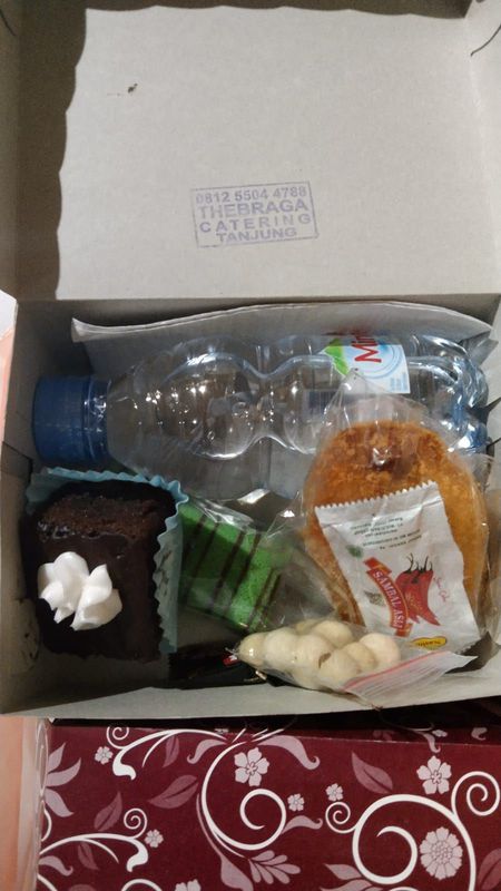 Paket Premium SNACK BOX