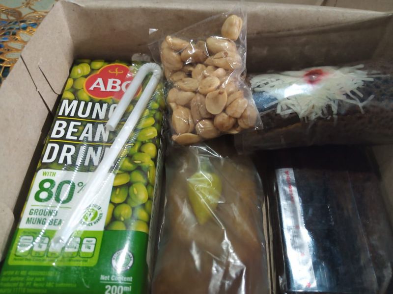 Kue Box Paket 4