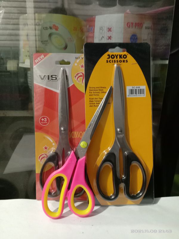 Gunting besar - Gunting1b