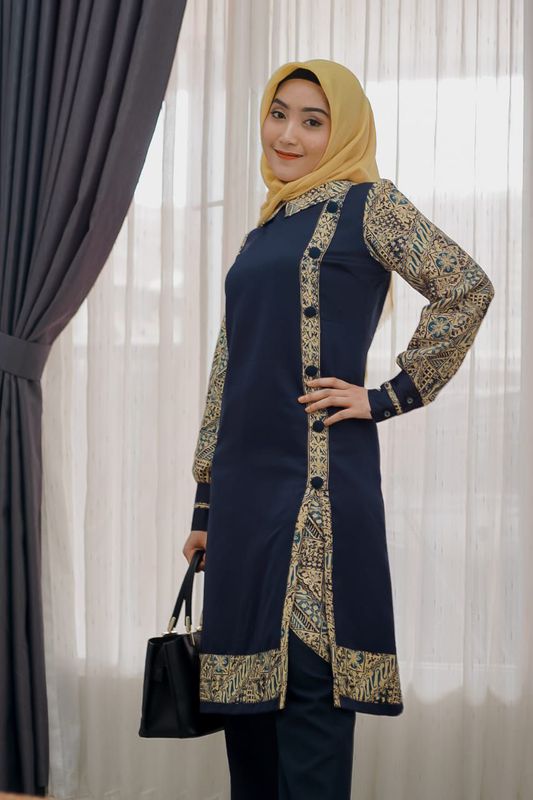 Setelan Tunik Batik Timbul - XL