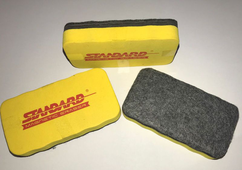 PENGHAPUS PAPAN TULIS MAGNETIC STANDARD