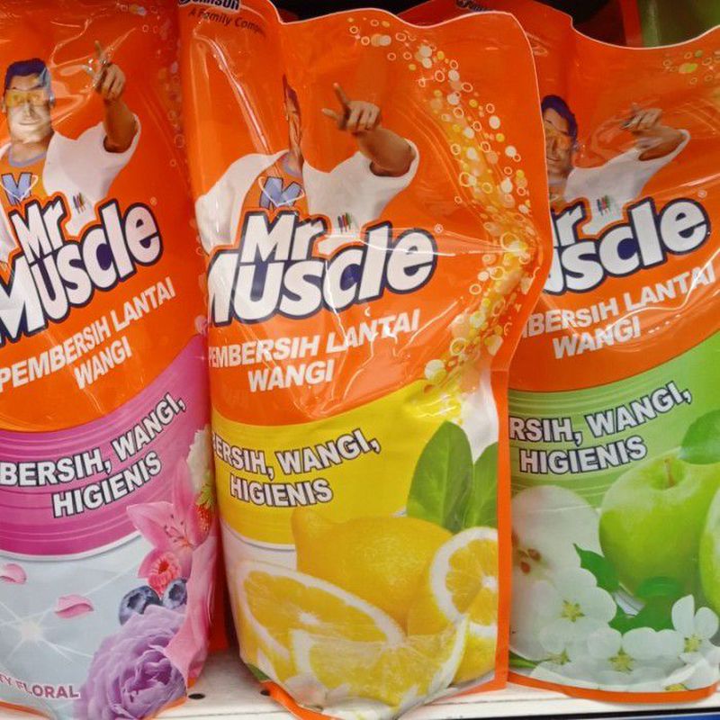 Pembersih Lantai Mr. Muscle 800 ml - Apple