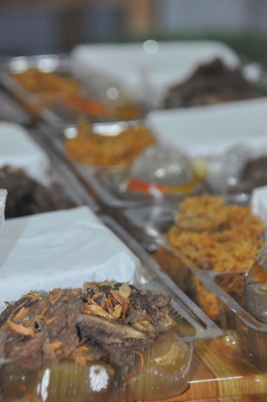 NASI BOX PINDANG SAPI
