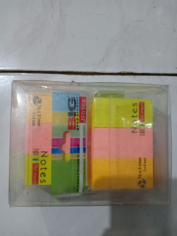 Kertas Post It