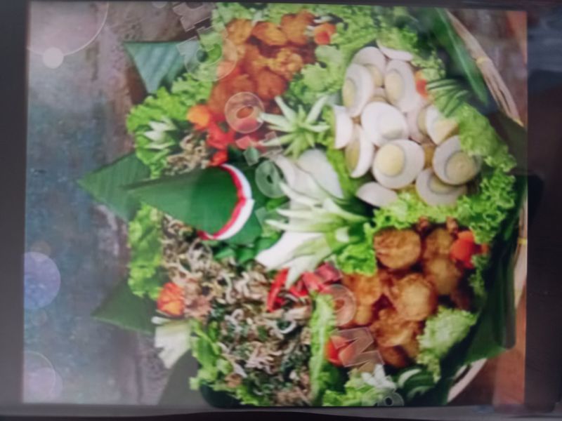 Nasi tumpeng (putih)