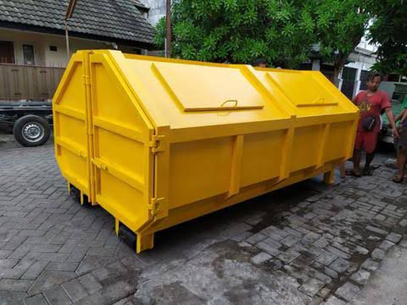 Kontainer sampah 6M3