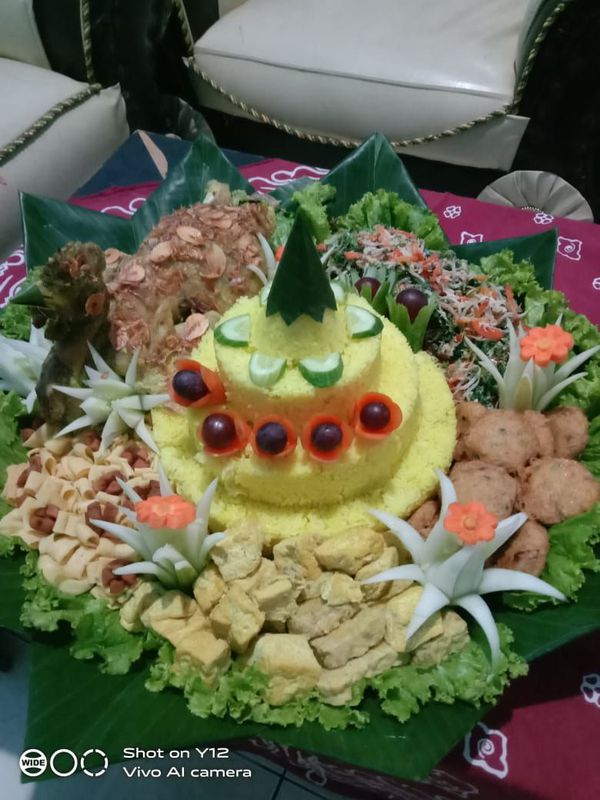 Tumpeng 1