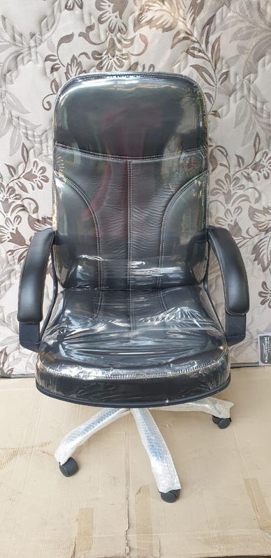 RAKUDA Kursi Direksi Imp