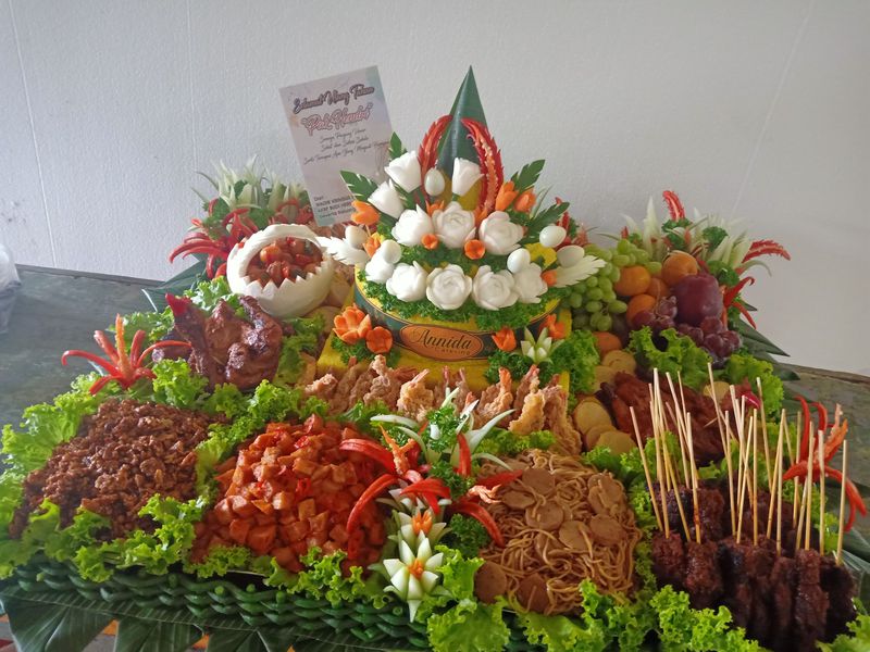 Tumpeng 2