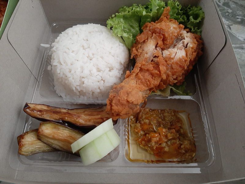 Nasi Box Ayam Geprek - Kecil