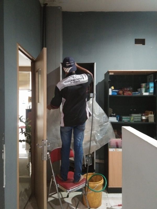 Servis AC Standing Floor 3-5 PK Ringan