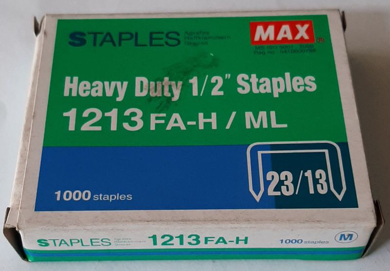 ISI STAPLER MAX 1213