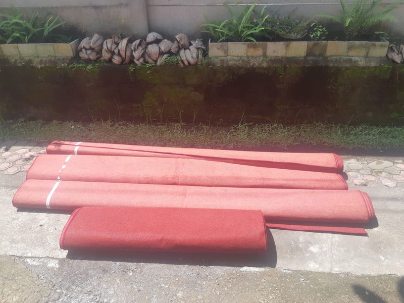 Karpet lembaran biasa-Merah