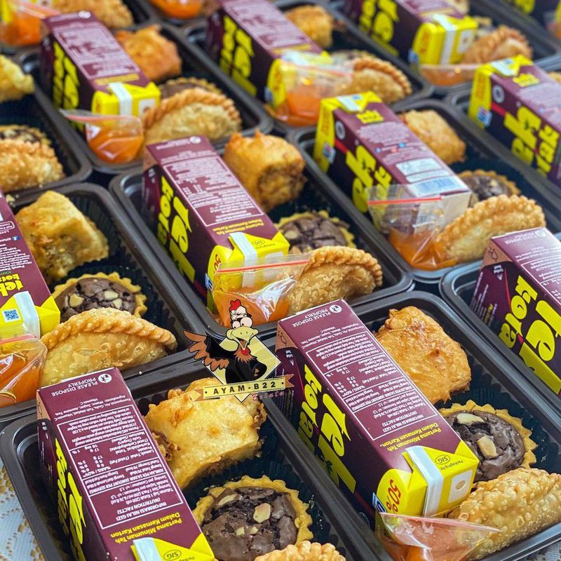 Makanan Ringan Box