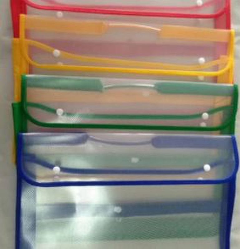 MAP PLASTIK KANCING / MAP ZIPPER