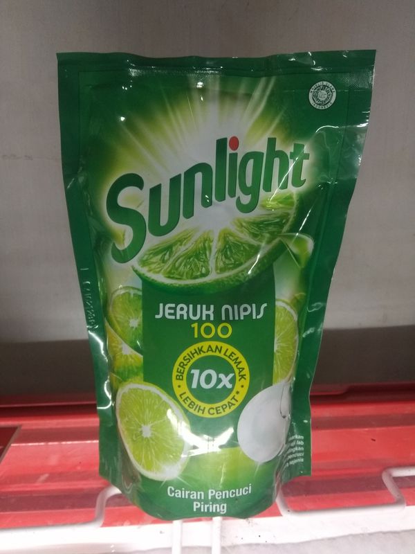 sabun cuci piring SUNLIGHT ( 755 ml )