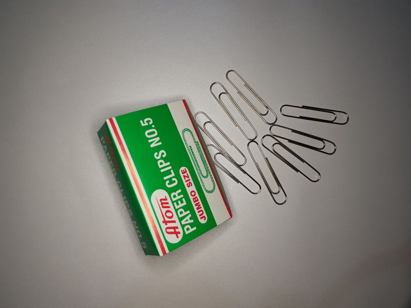 Paper Clip Atom no.5