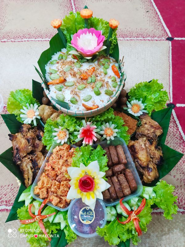 Tumpeng Nasi Liwet Premium 15 porsi+ayam bakar