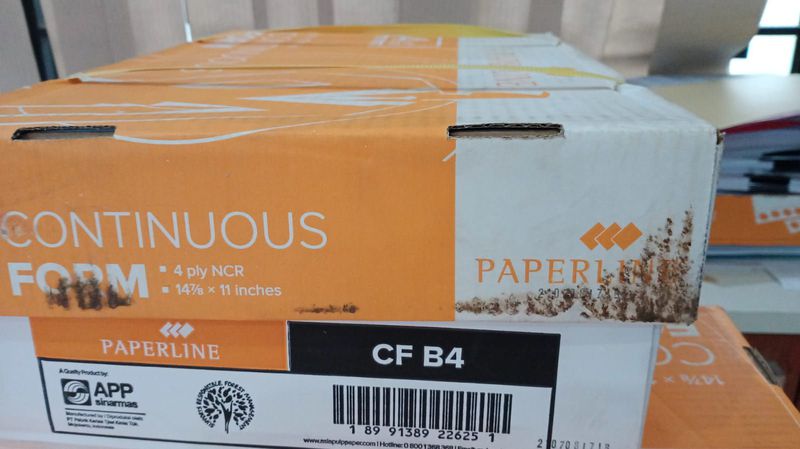 Kertas Continuous From NCR 4 Ply. Size 14.7.8 x 11..