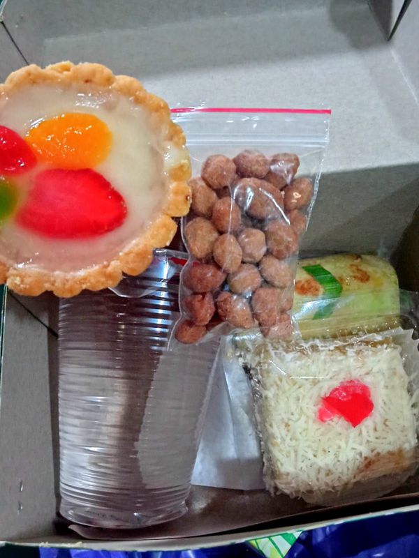 PAKET SNACK D