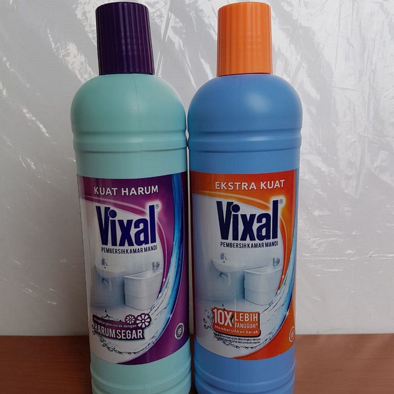 Vixal Pembersih Kamar Mandi 780 ml