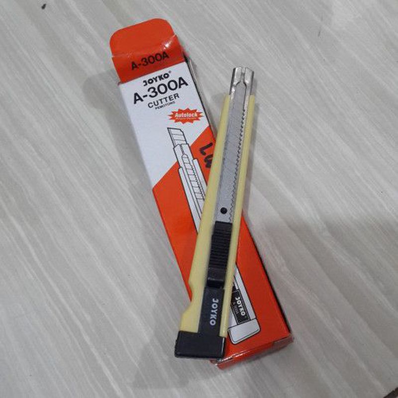 Cutter Alat A-300 Kecil