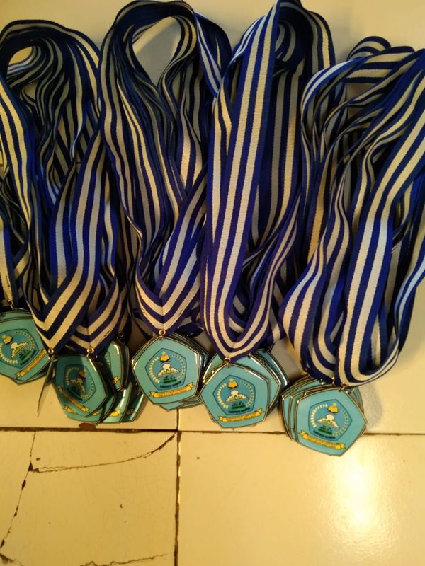 MEDALI CUSTOM AKRILIK / PLAT ALUMUNIUM LAPIS RESIN BENING - Plat Alumunium