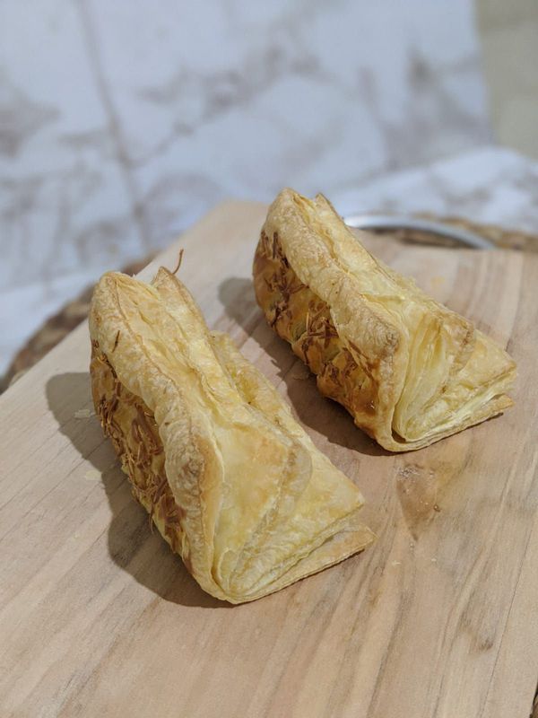 PASTRY SOSIS - PASTRY DAGING