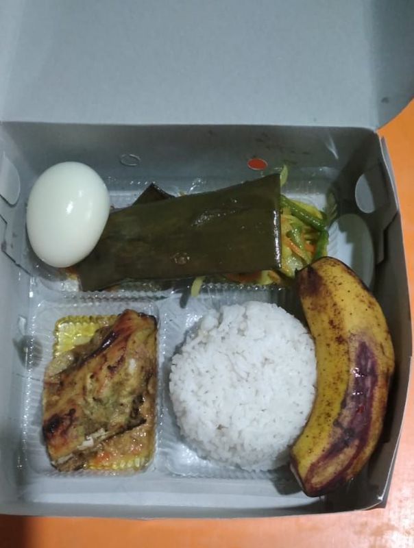 Ayam Kampung Iloni potong 8