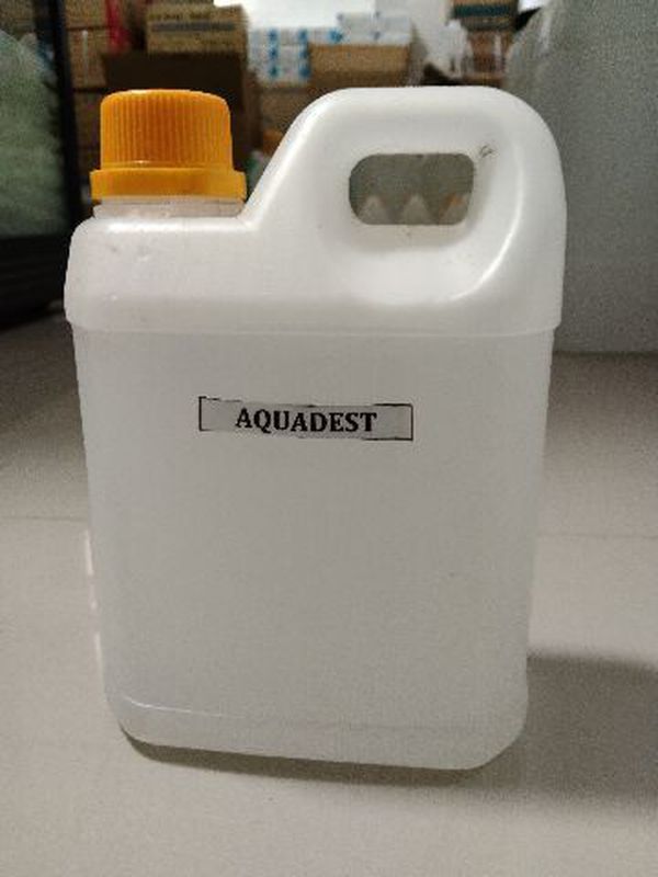 Aquades 1 L