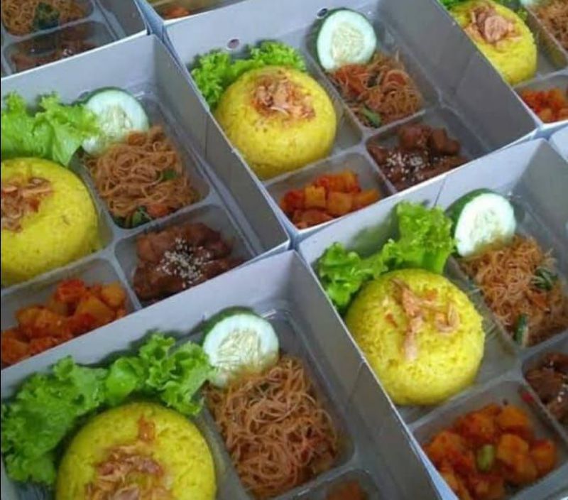 Nasi Kuning Burger Lovely - Nasi Kuning