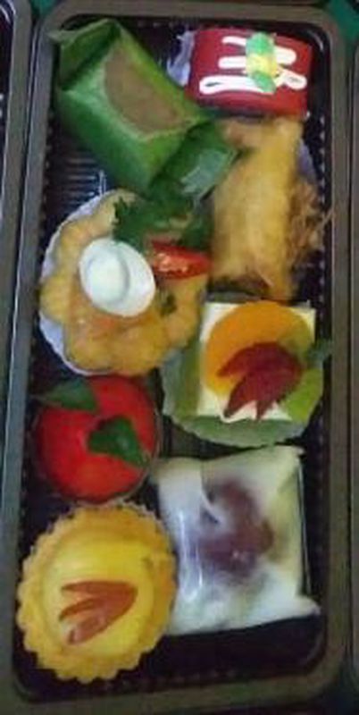 Paket snack box/kue basah/snack