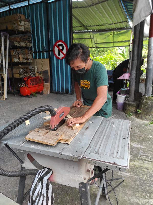 bingkai kayu / spanram