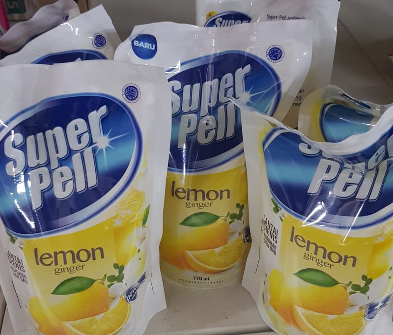 Superpel pembersih lantai