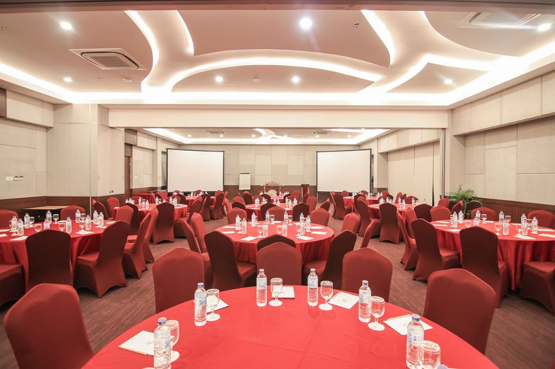 HALF DAY MEETING PACKAGE