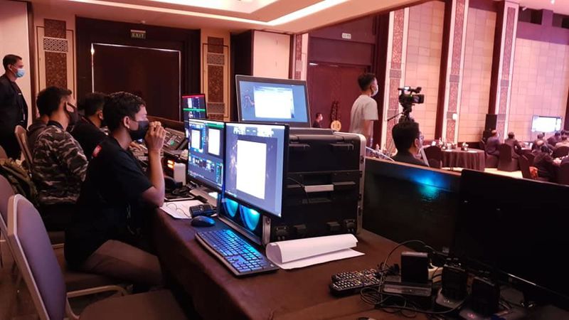 Paket Live Streaming