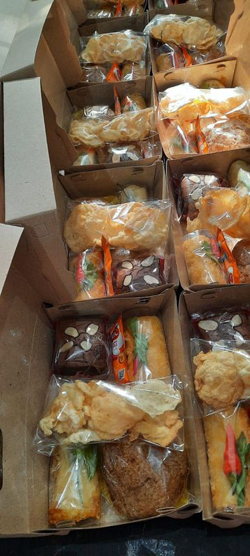 VIP kue box alamanda