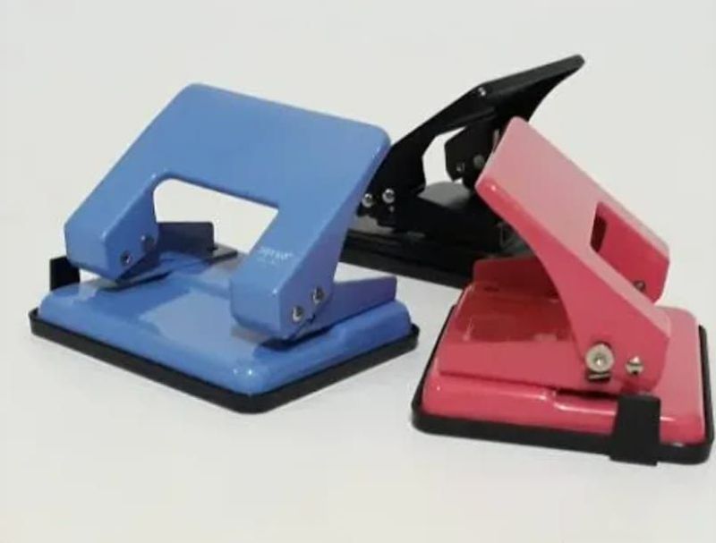 Perforator/Pelubang Kertas 40XL