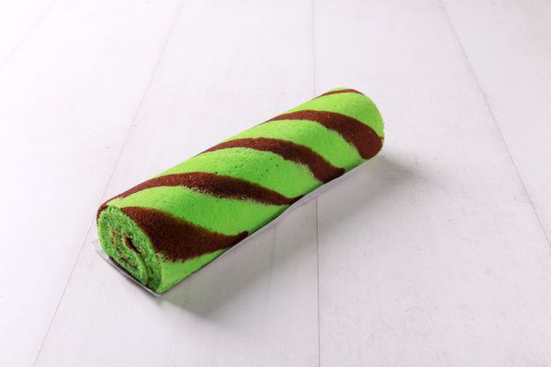 Roll Pandan Coklat Melly Roti & Kue