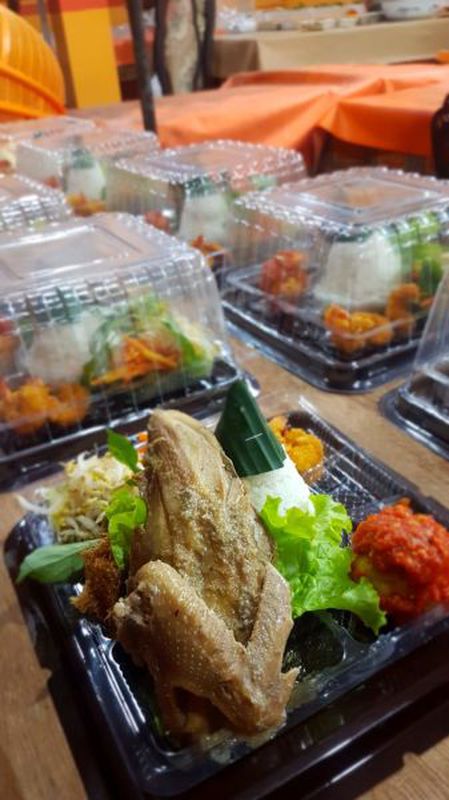 Paket Nasi Box Ayam Kampung