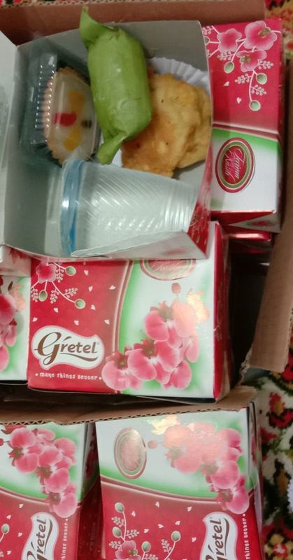 Snack Bok isi 3 premium - 3 Kue Premium
