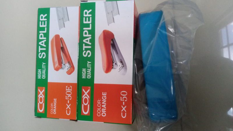 Stapler untuk ukuran isi no 3