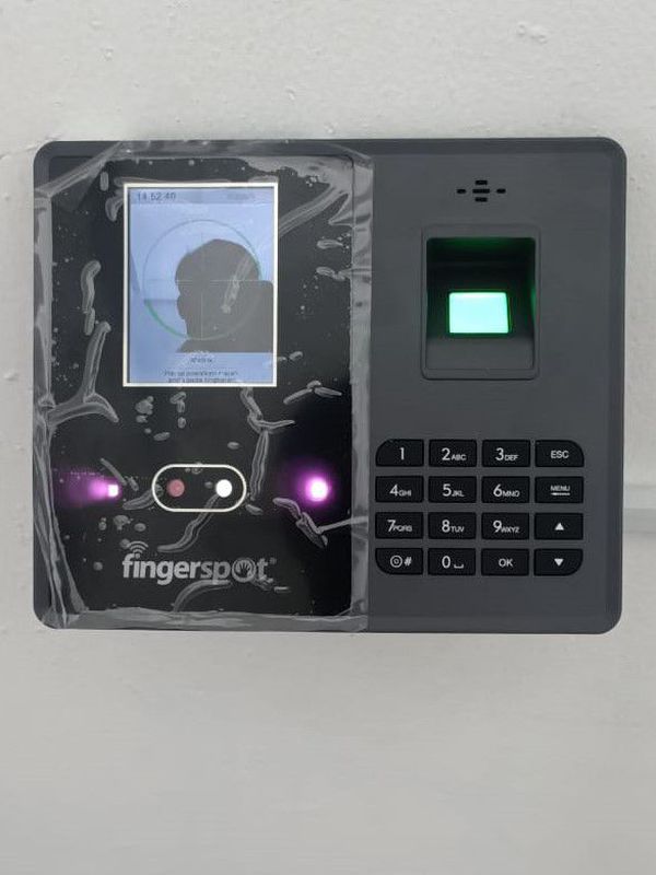 Mesin Absensi/Presensi Fingerspot Revo WF205