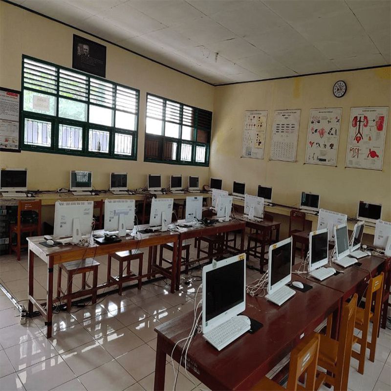 Pemeliharaan Laboratorium Komputer