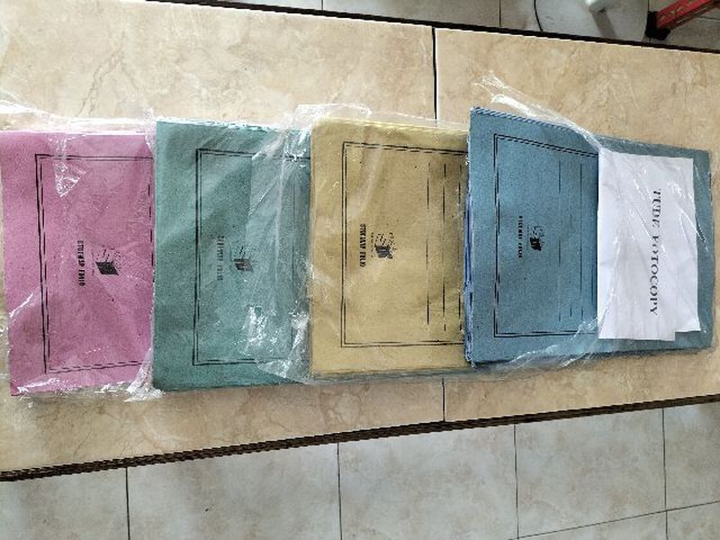 Stop Map Folio - Merah