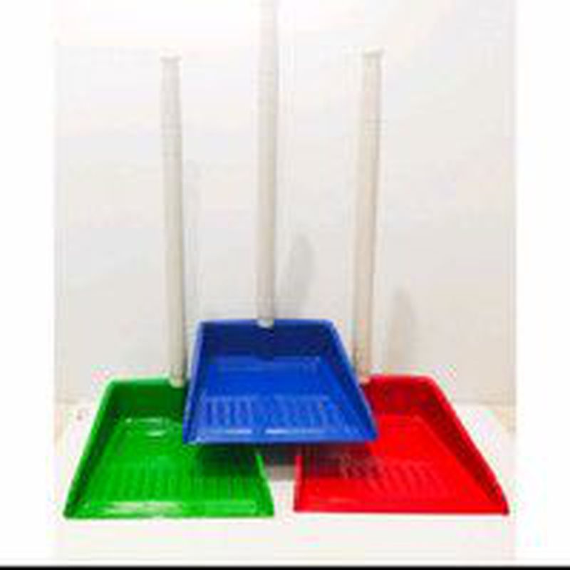 Ekrak Plastik/Serokan plastik/Pengki Plastik - Merah