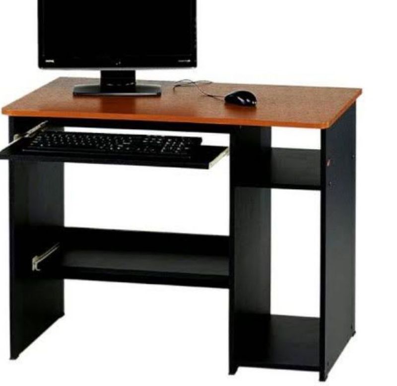 Meja Komputer Rangka Besi MDF